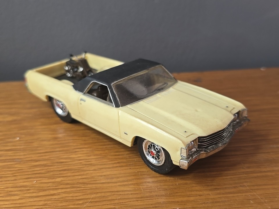 Vintage Lindberg 1972 Chevy El Camino with Motorcycle White 4" Model ...