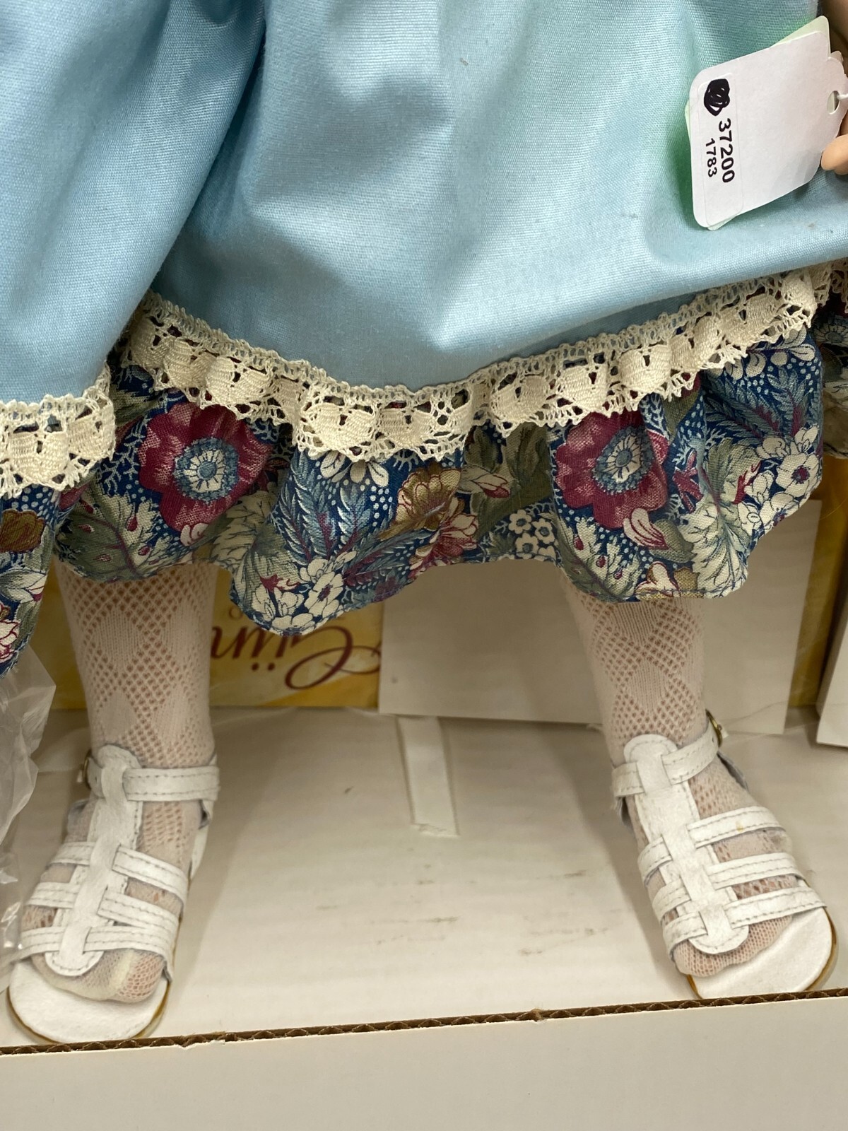 BOXED VINYL DOLL HILDEGARD GUNZEL COLLECTION MEREDITH W/ COA | eBay