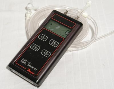 Dwyer Series 477: 477-2-FM Handheld Digital Manometer | eBay UK
