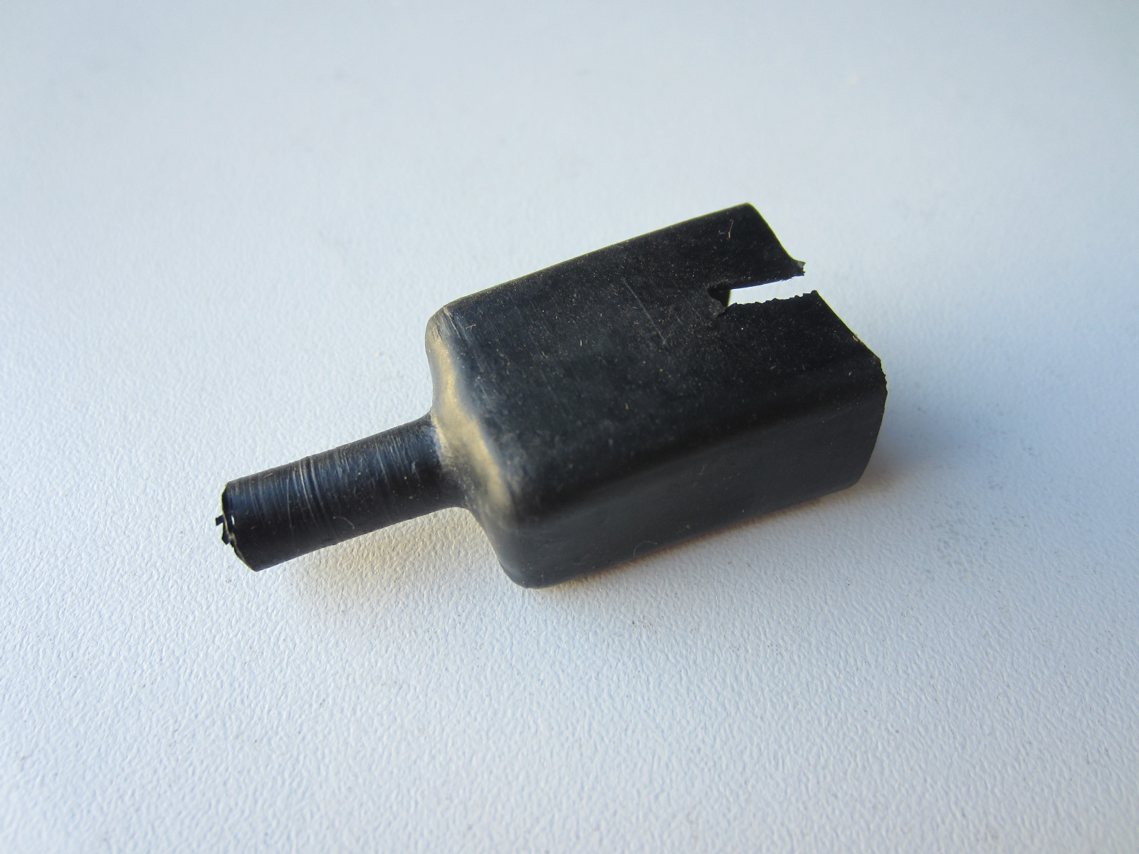 LUCAS BRAKE STOP SWITCH RUBBER BOOT BSA A65 TRIUMPH T120 T140 NORTON 60 ...