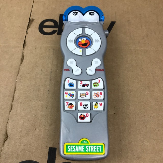 Mattel 2006 Elmo Silly Sounds Remote Control Sesame Street K4673 for ...