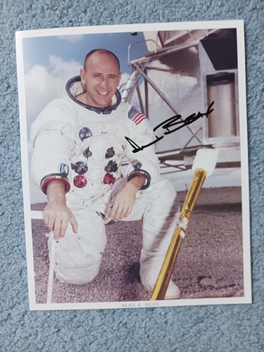 ALAN BEAN (ASTRONAUT) PERSONALLY AUTOGRAPHED 8X10 NASA LITHO | eBay