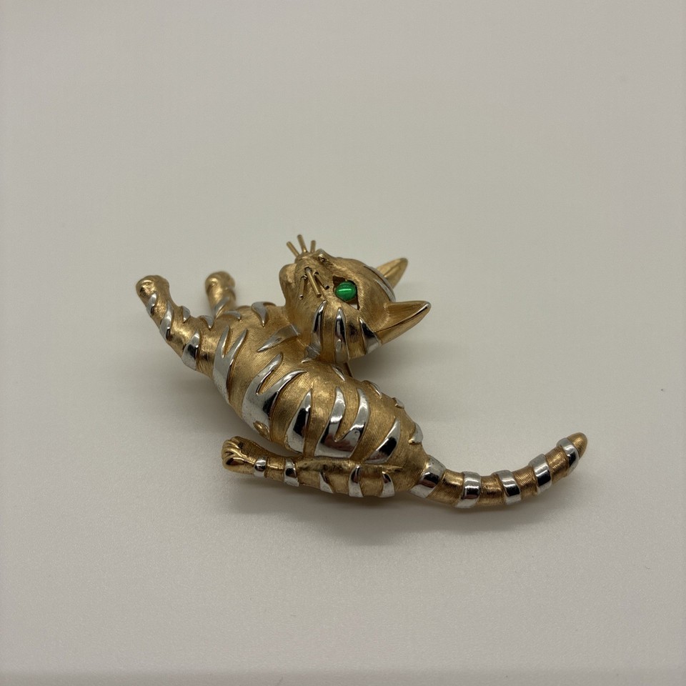 RARE VTG 60s SIGNED CROWN TRIFARI Tiger Cub Ark Cat Gold Brooch Pin ...