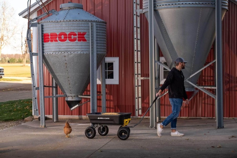 Gorilla Carts 4GCG-NF Poly Dump Cart with No-Flat Tires 4 cu ft 600 lb ...