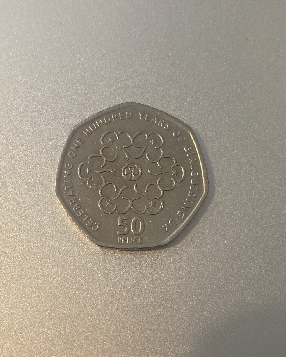 VERY RARE *COIN ERROR* 50p coin Celebrating 100 years of Girl Guiding ...