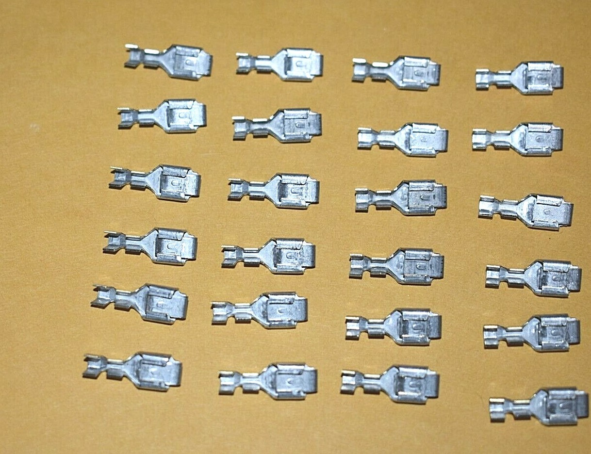 Packard 56 Series GM Wiring Terminals 24 Female For 14-16 Gauge Wires ...