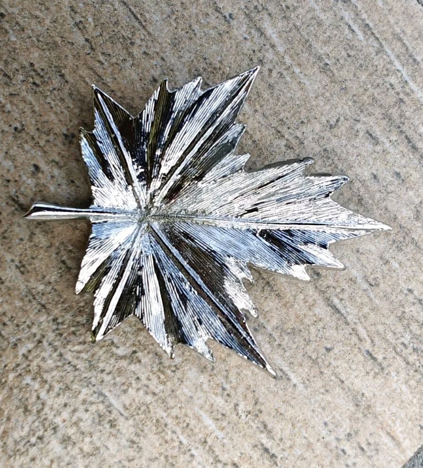 BOUCHER Designer Silver Tone Maple Leaf Brooch Pin Vintage Estate ...