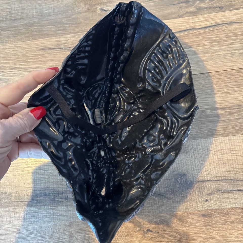 2013 Incharacter Molded Rubber Alien Spooky Face Mask With Chest Cover ...