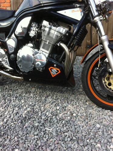 Suzuki GSF 600 & 1200 Bandit 1995-2006 A16 Belly Pan Mk1 & Mk 2 Gloss ...
