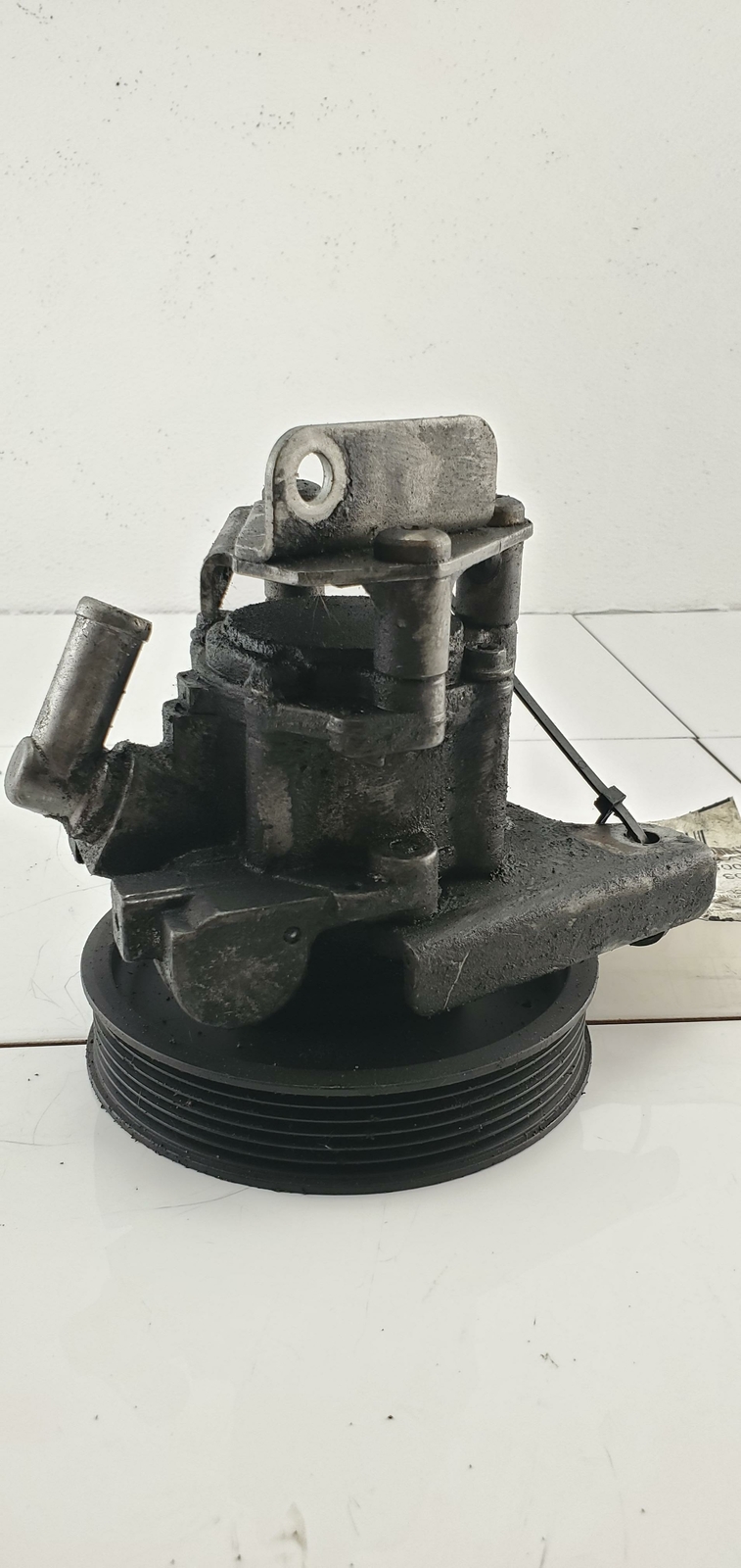97 98 1997 BMW 528i Power Steering Pump OEM 32411092742 | eBay