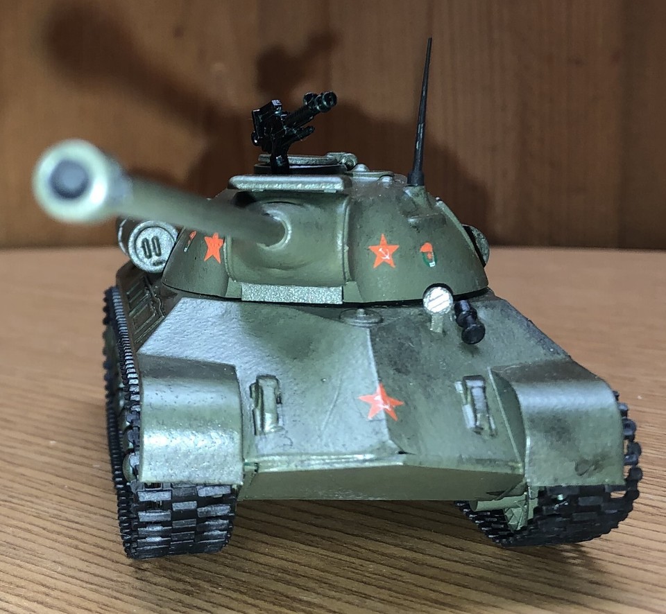 Built Lot of 2: 1/48 Tanks WWII German Panzer & Russian Soviet Stalin ...