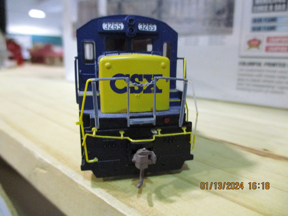 CSX 3265 HO ATLAS 8697 GE U23B LOCOMOTIVE NCE DC DCC DECODER. BRIGHT ...