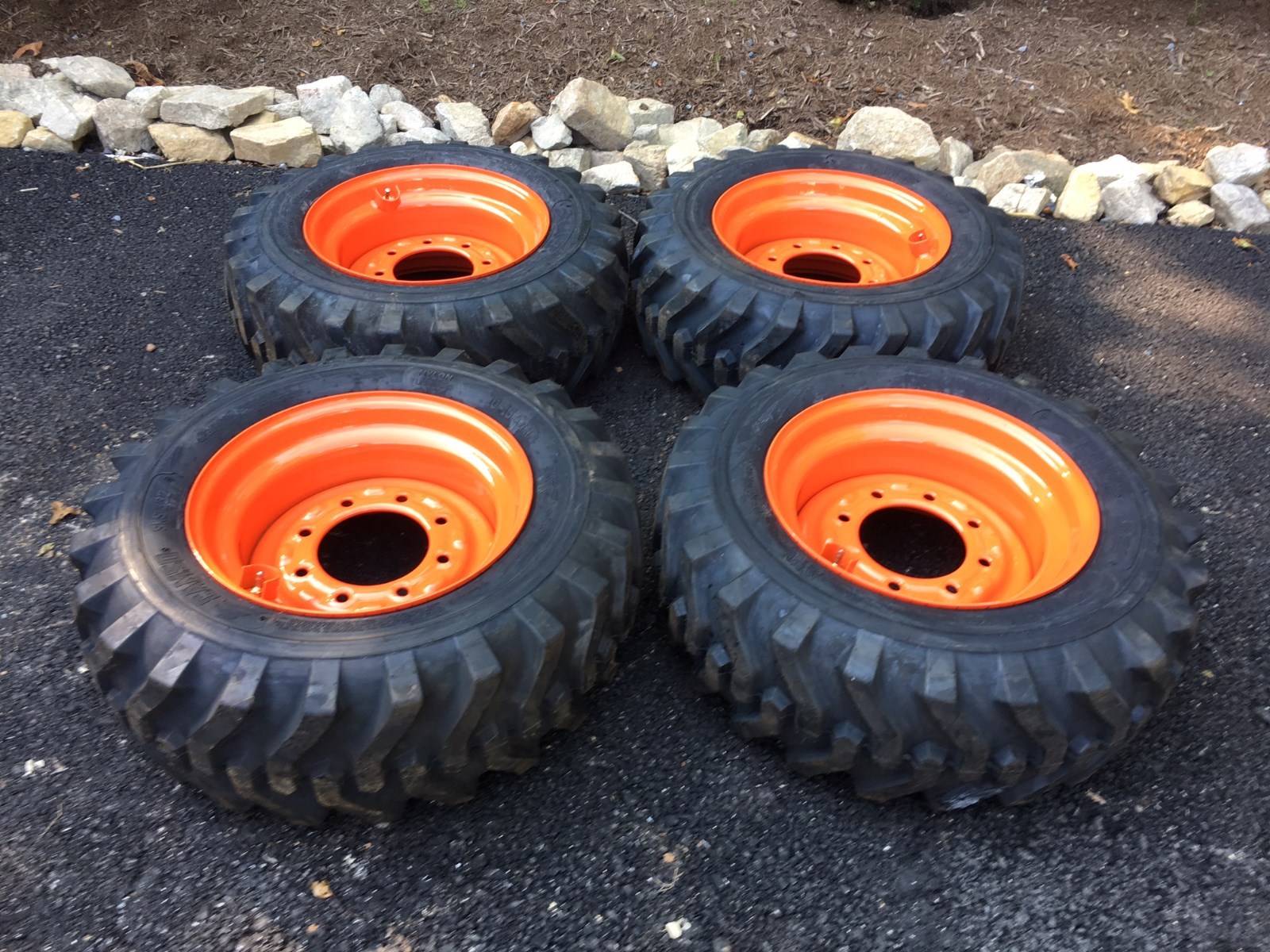 4 NEW 10-16.5 Skid Steer Tires/wheels/rims for Kubota SSV65 - Camso ...
