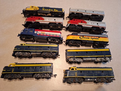 10 HO Scale Locomotives: For Parts/Repair: Non working: Need parts ...