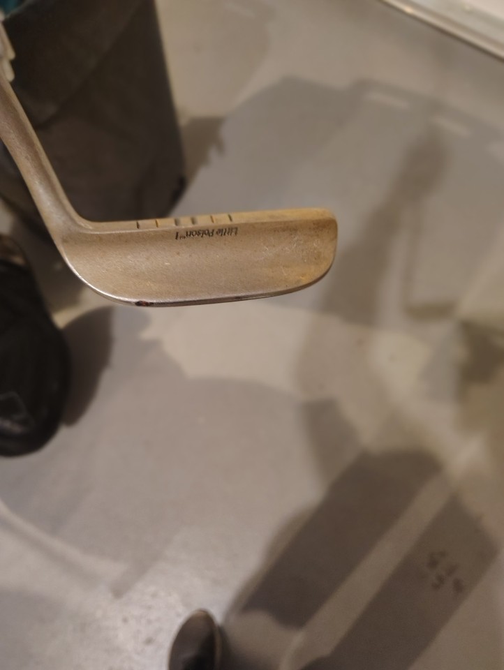 Right Hand 35-in Callaway 'Little Poison-1' Hickory Stick Paul Runyan ...