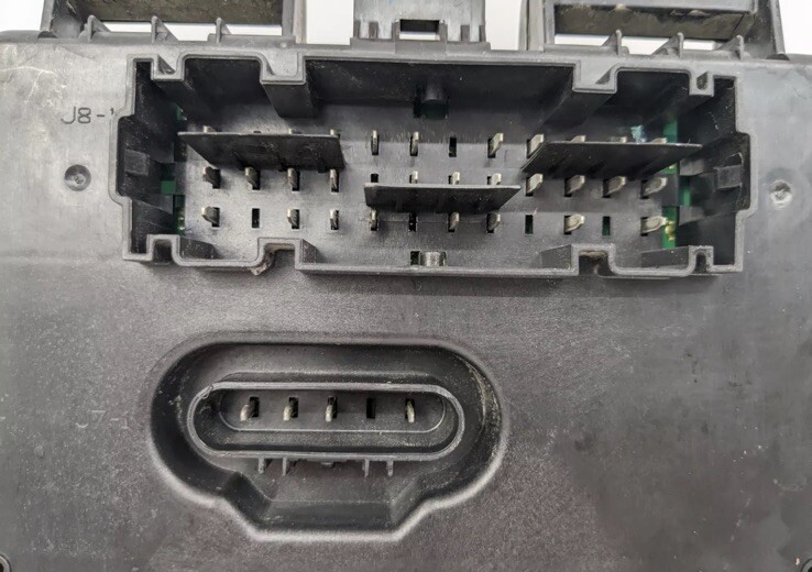 2007-08 FORD MUSTANG FUSE RELAY BOX BODY CONTROL MODULE BCM UNIT 7R3T ...