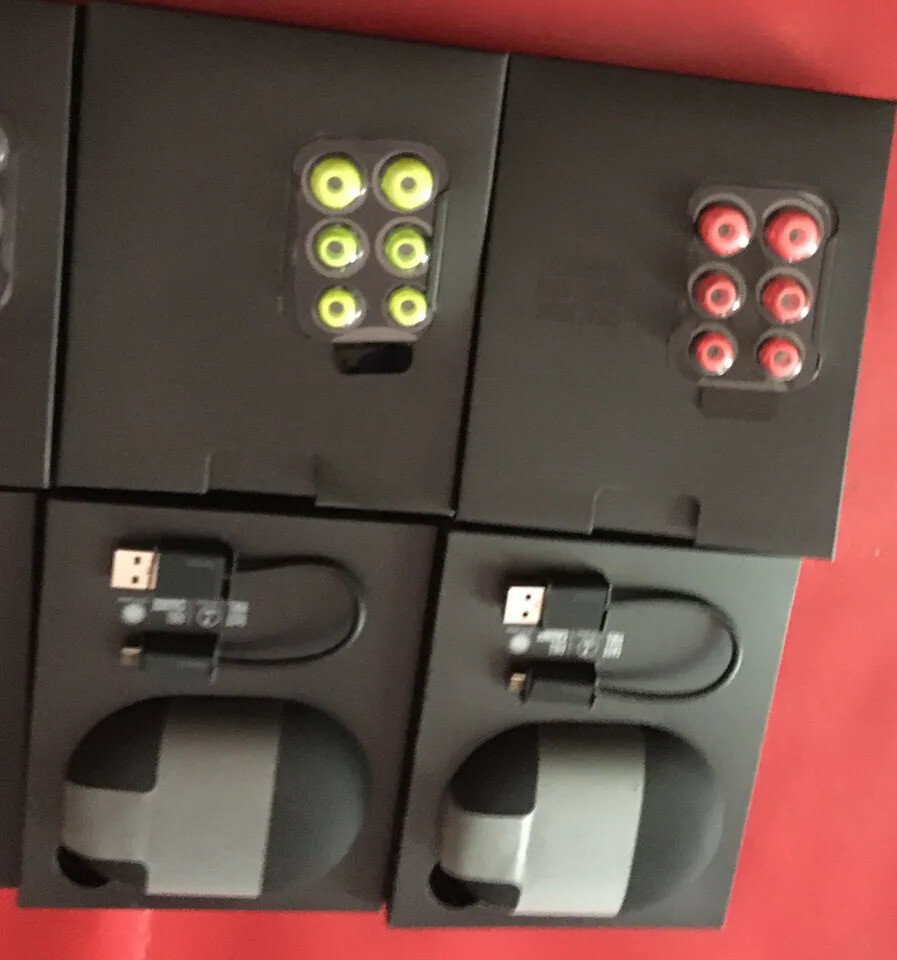 OEM Accessories for Beats Powerbeats3 Case, 3 Ear Tips, USB Cable | eBay
