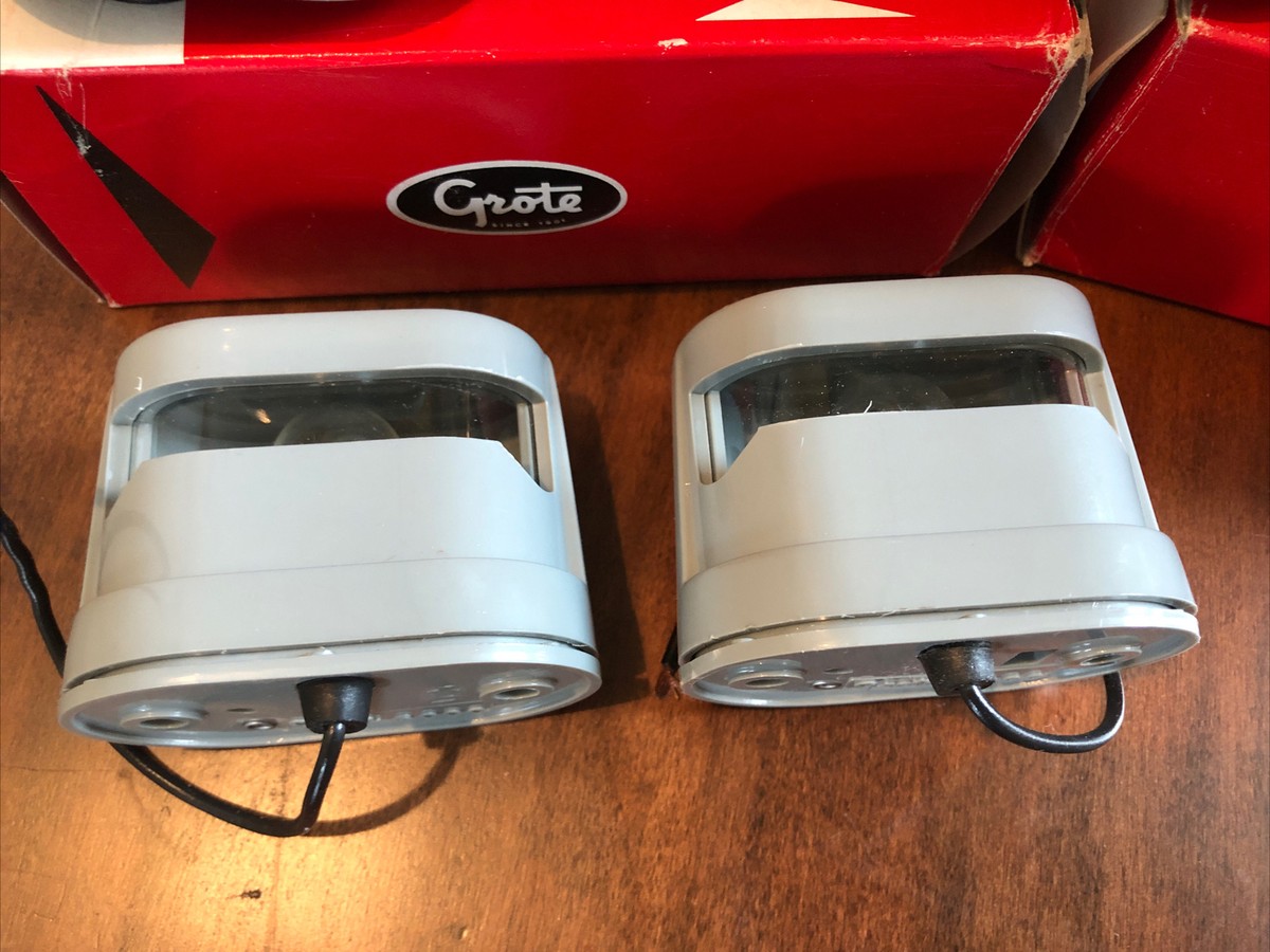 Grote 6000 License Plate Light Battery Powered Magnetic License Plate