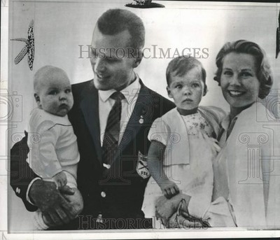 1958 Press Photo Princess Grace & two children with brother Jack Kelly ...