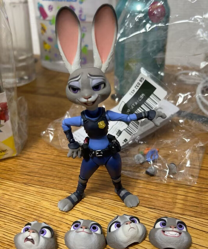 KAIYODO REVOLTECH Zootopia Movie Revo Series Judy Hopps Figure Model In ...