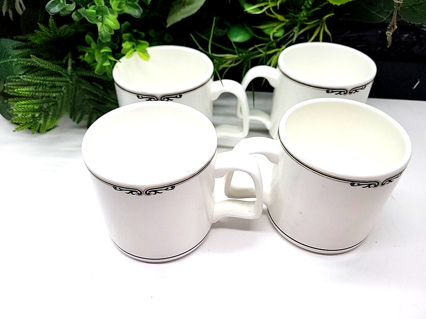 Set of 4 Oneida Bone China Coffee/Tea Cups with Saucers – Made in USA ...