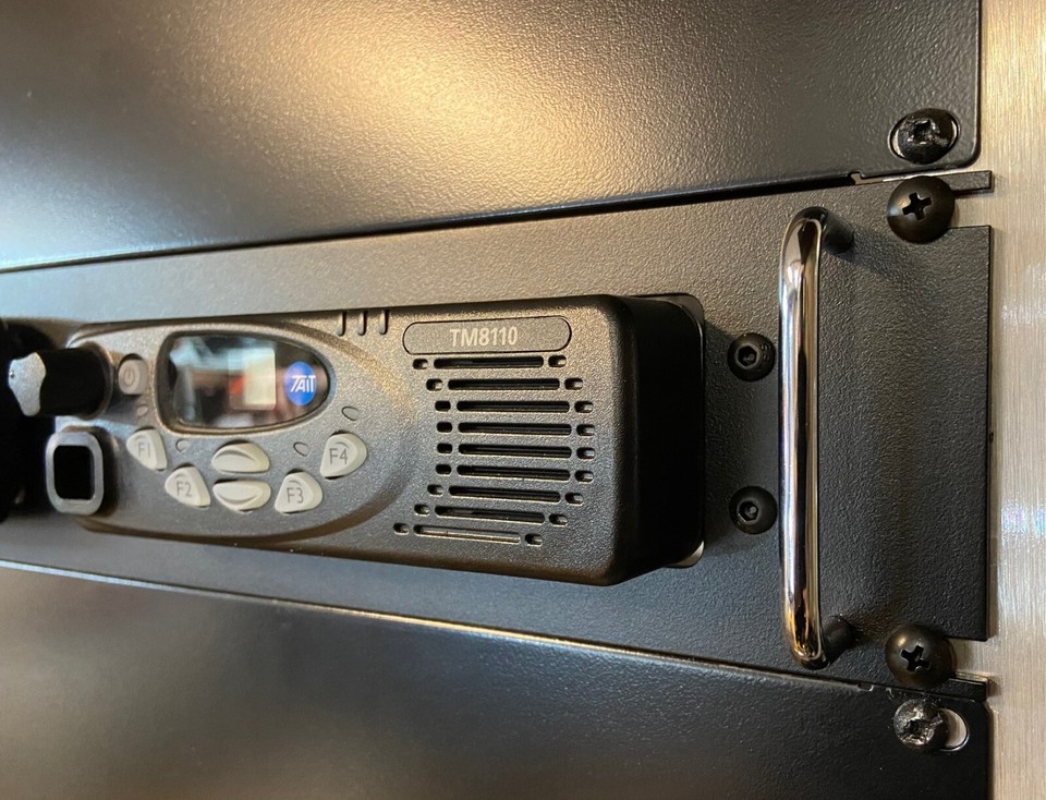 19" Rack Mounting Panel for TAIT TM Mobiles - Dual Radios TM8100 TM8200 ...