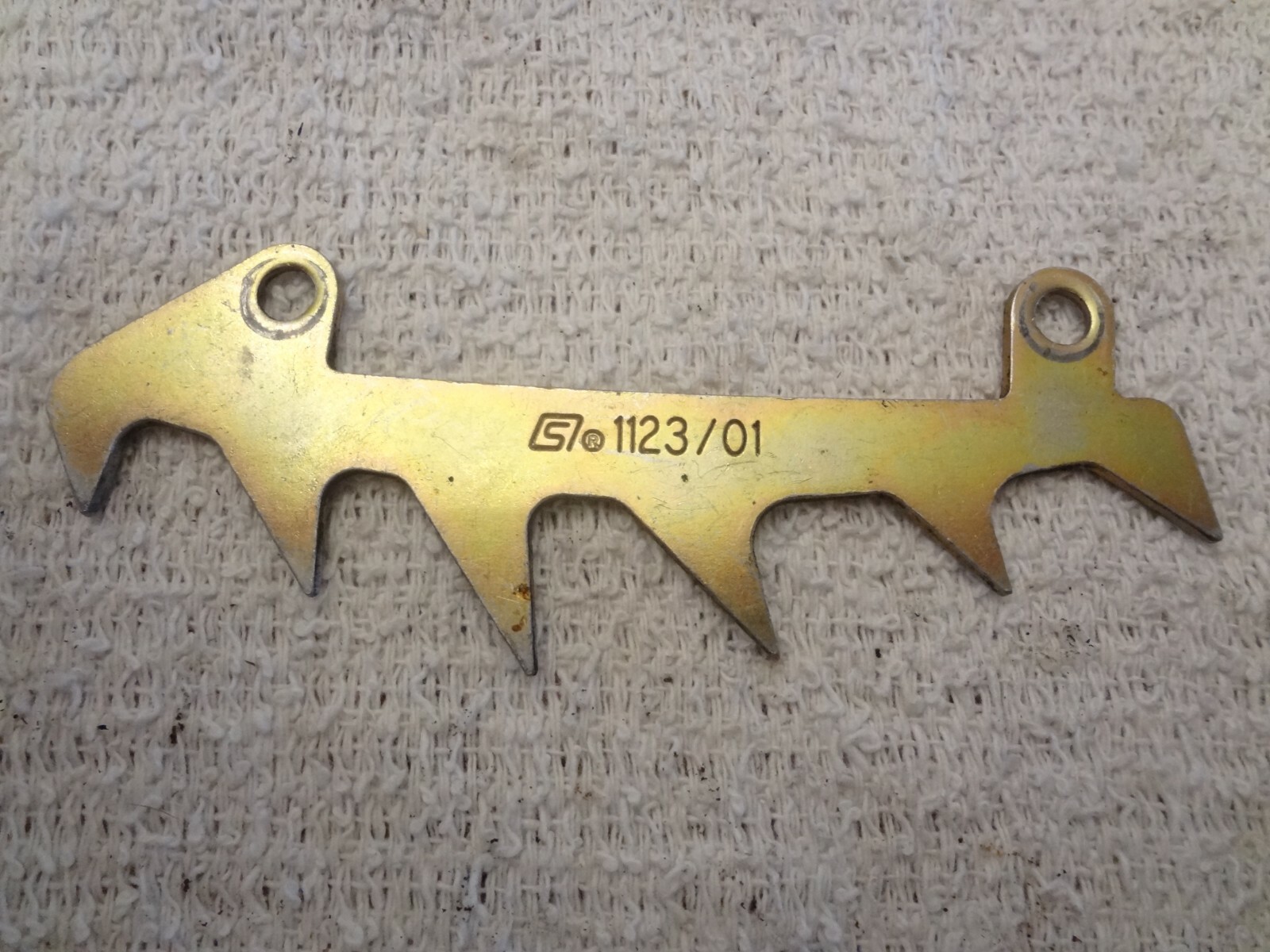 Stihl 018C MS180C OEM Log Spikes | eBay