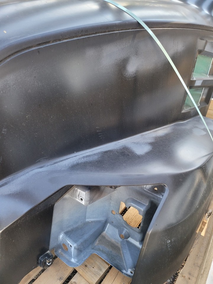 Mack Anthem Hood New OEM Freight Damage 24244641 24214259 | eBay