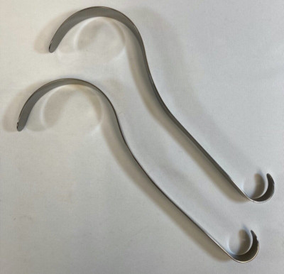 Pair of Codman 50-4303 Deaver Retractors 1" x 13" Orthopedic General ...