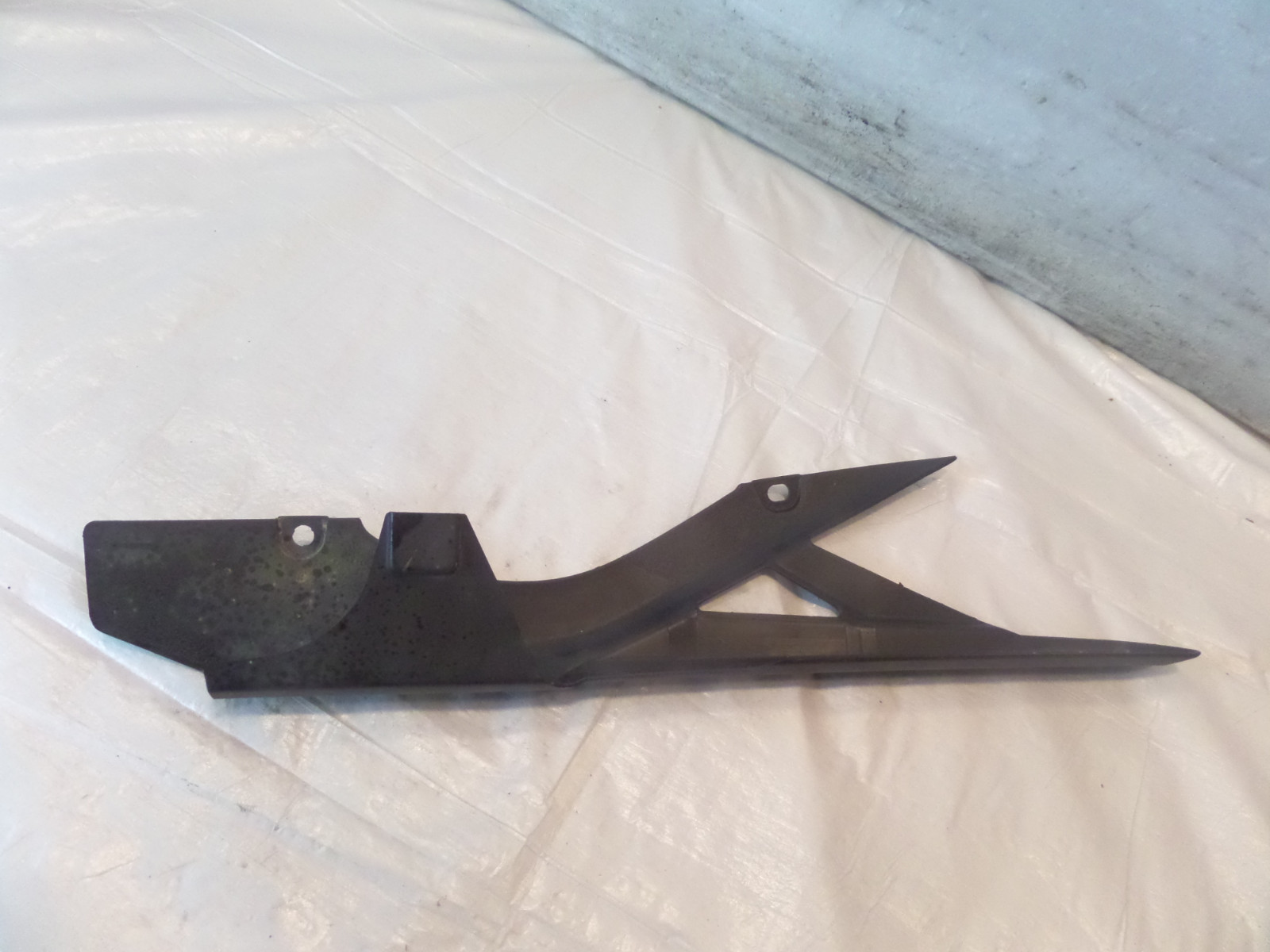 15-18 Yamaha YZFR3 R3 Rear Back Drive Chain Case Cover Guard 1WD-F2311 ...