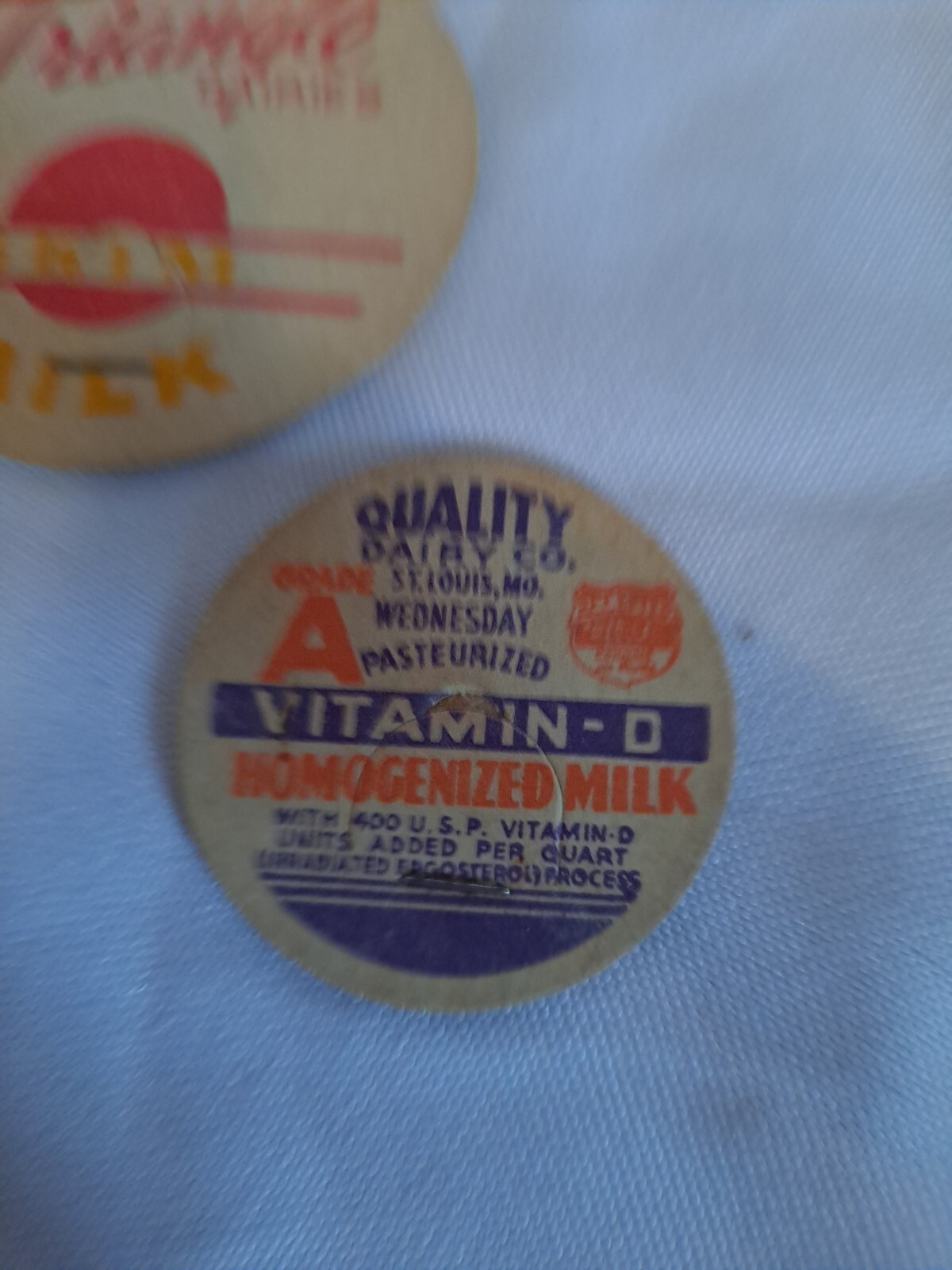 Set 5 Vintage Cardboard Milk Caps Pogs Triangle Daries Quality Dairy St ...