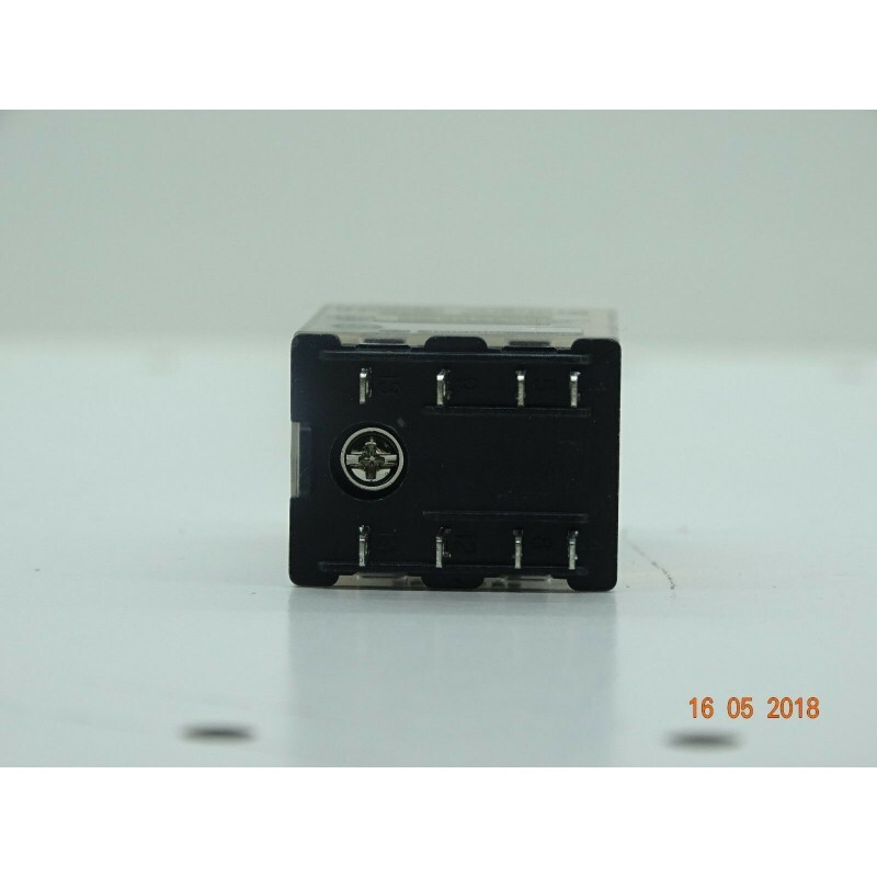 ZELIO RXM2AB1ED Relè 2CO 12A + LTB - LED - 48VDC - 1 Pezzo (CC2/D) | eBay