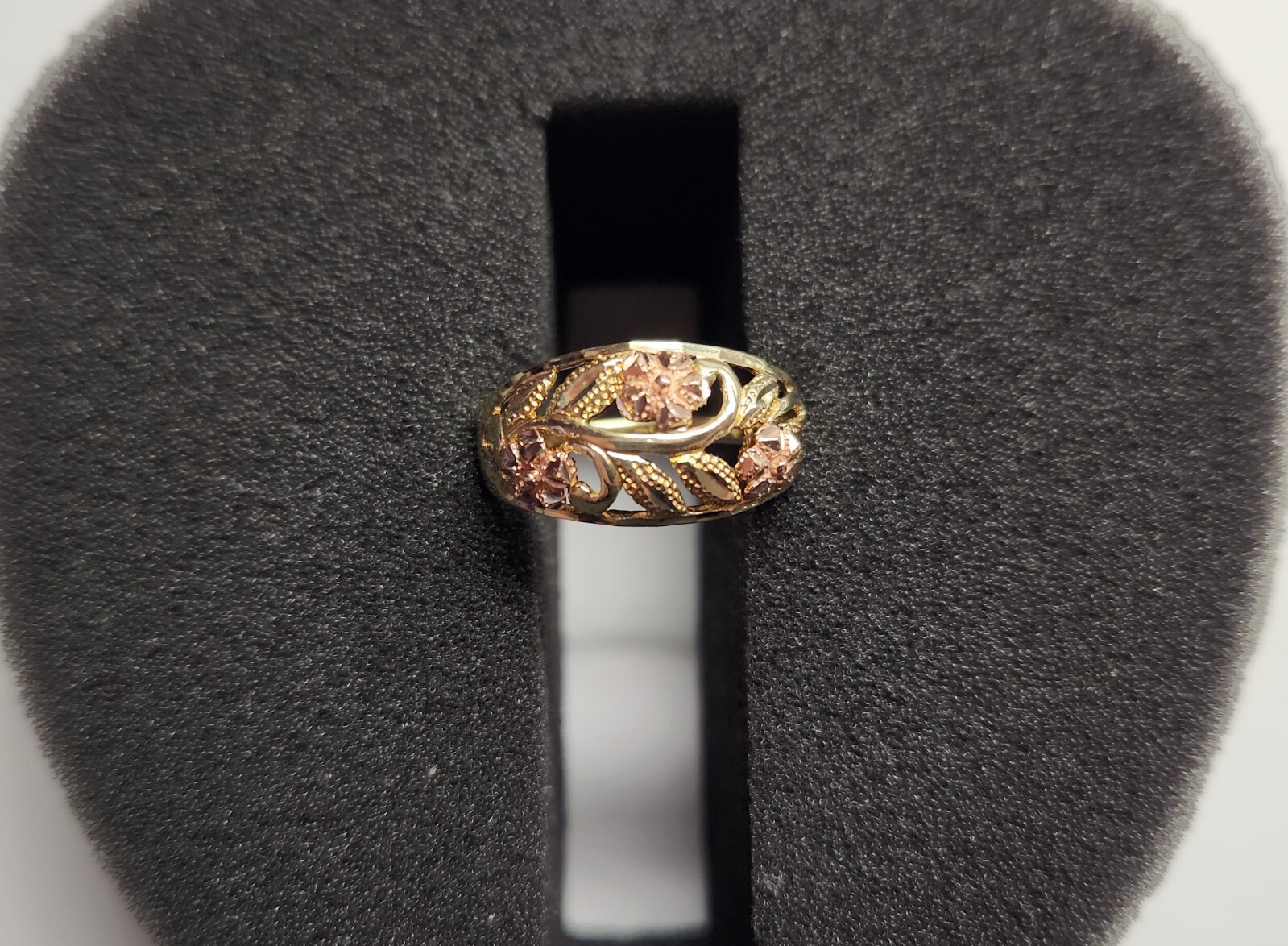 10k Yellow & Rose Gold Flower Ring - Gem