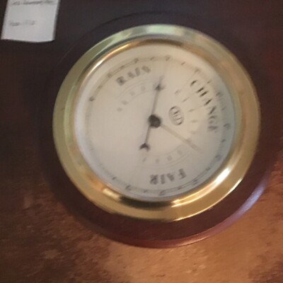 WALL BAROMETER WOOD SURROUND 15 X 15 CMS DECORATION BIRTHDAY CHRISTMAS ...