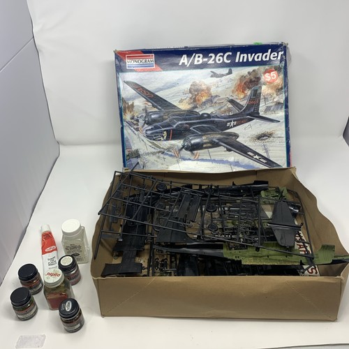 DOUGLAS A/B-26C INVADER LIGHT BOMBER GROUND ATTACK WW2 MONOGRAM 1:48 ...