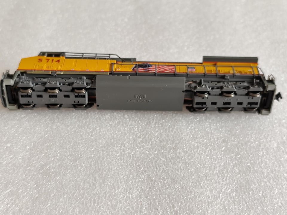 N scale Kato AC4400CW loco UP DCC READY | eBay UK