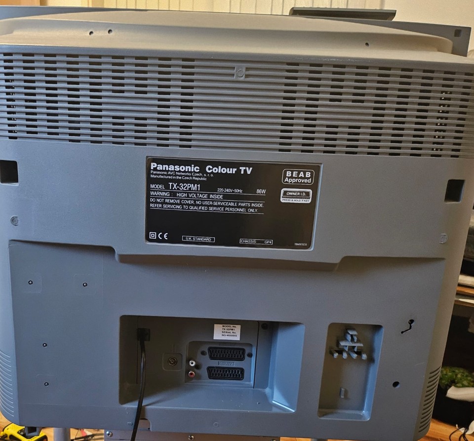 Panasonic quintrix 60HZ CRT TV - TX-32PM1 RETRO/VINTAGE TV | eBay UK