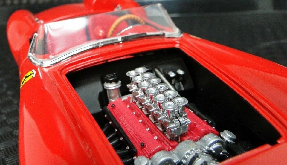 Ferrari 1:24 Race Car Racing 18 Racer Hot Rod 12 Classic Metal Body ...