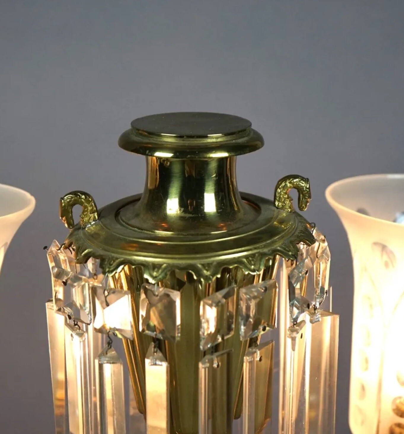 Antique Victorian Double Argand or Astral Table Lamp w Engraved Shades ...