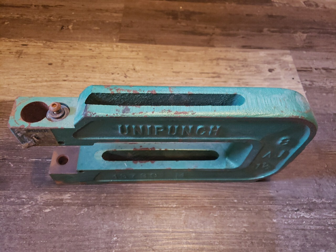 C FRAME PUNCH sheet metal hole press brake tool, UNIPUNCH Holder Body ...
