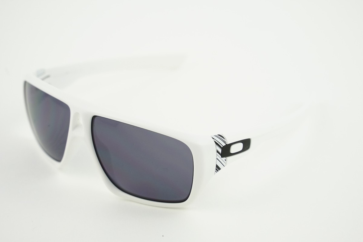 Oakley Mens Dispatch Ii Polarized Rectangle Sunglasses Oakley Ejector
