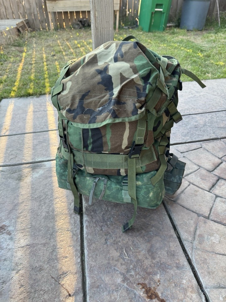 **USGI M81 Woodland Camo Molle II Large Main Pack Rucksack Complete ...