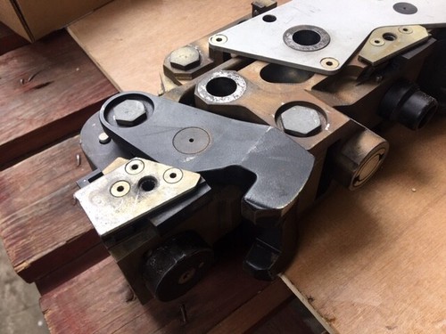 Aircraft Tornado Ejector Release Unit P/N: OM10666. NSN: 1680-99-131 ...