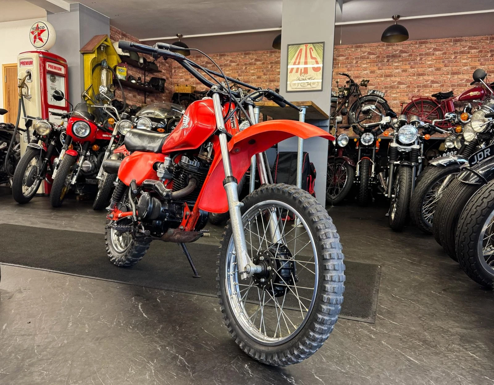1983 Honda Xr80 Rare Classic Scrambler 4 Stroke - Bike Years - 1980s