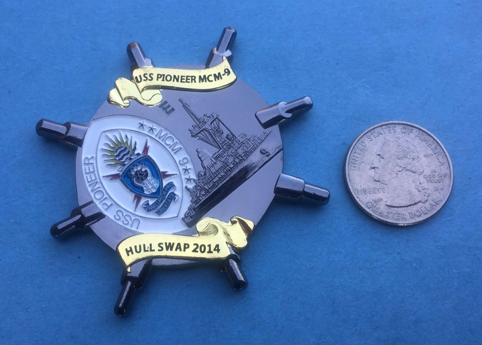 US NAVY CHALLENGE COIN - USS AVENGER (MCM-1) USS PIONEER (MCM-9) 2014 ...