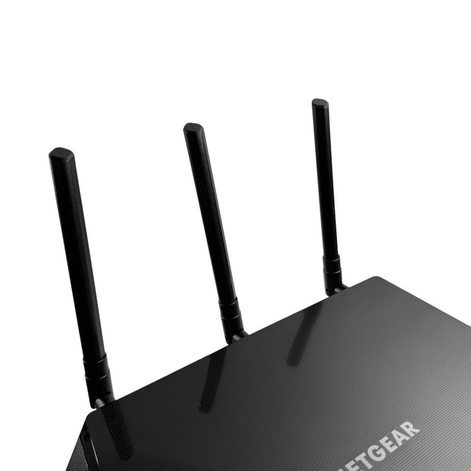 Netgear Nighthawk R6700v3 Smart Wi-Fi Router AC1750 Wireless Speed | eBay