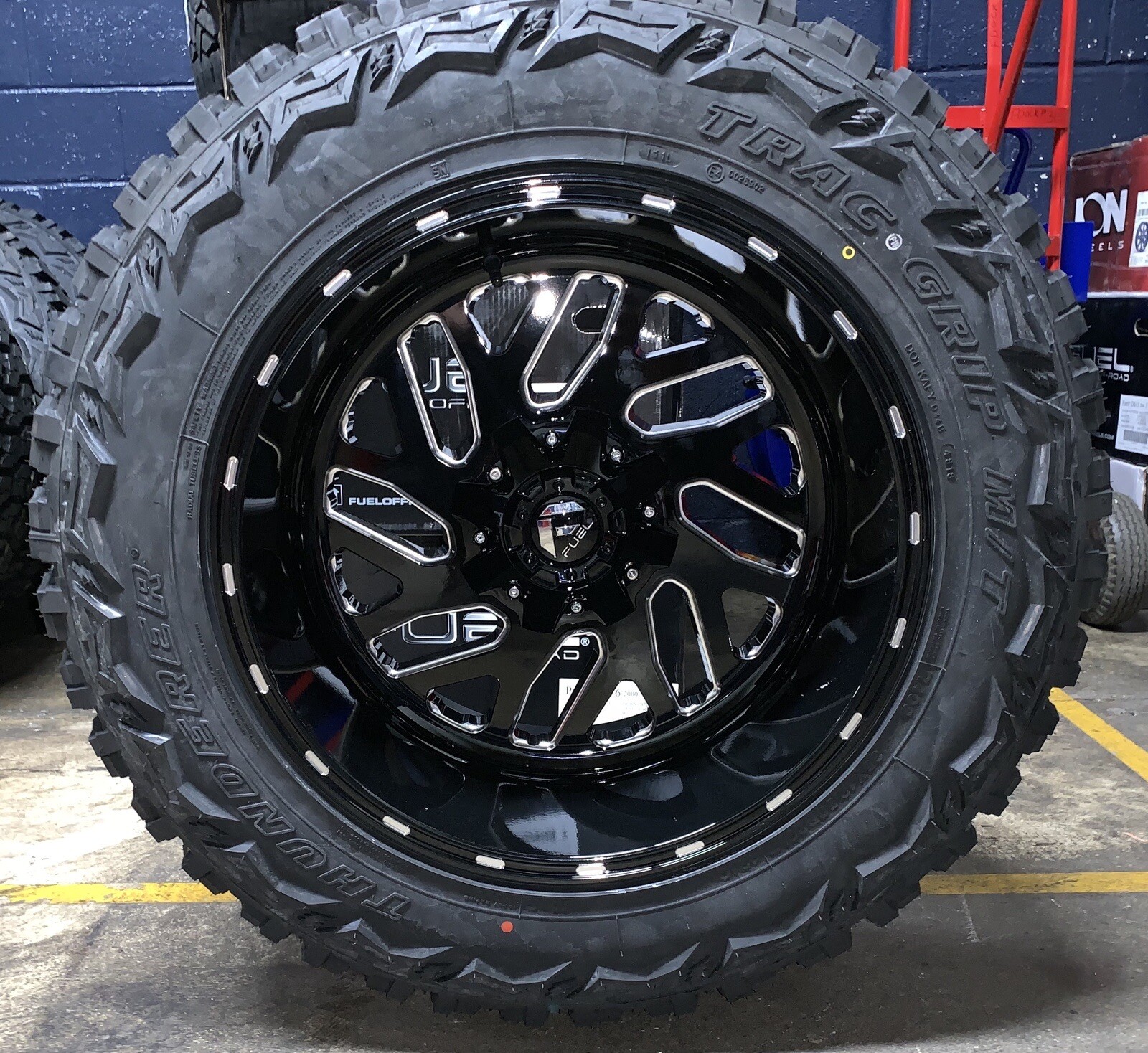 4) 20x12 Fuel D581 Triton Black Wheels 35" MT Tires 8x6.5 GMC Sierra ...