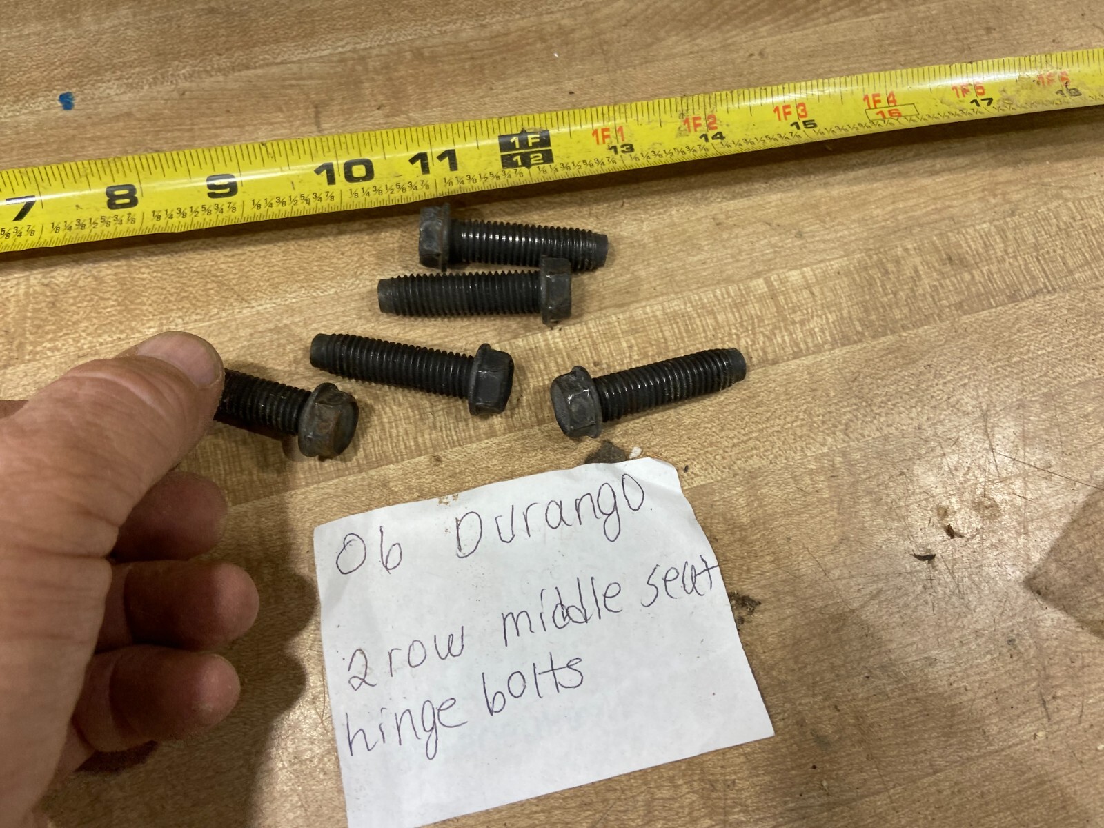 2004-2006 DURANGO 2nd Row Center Seat Hinge BOLTS SET OF 5 | eBay