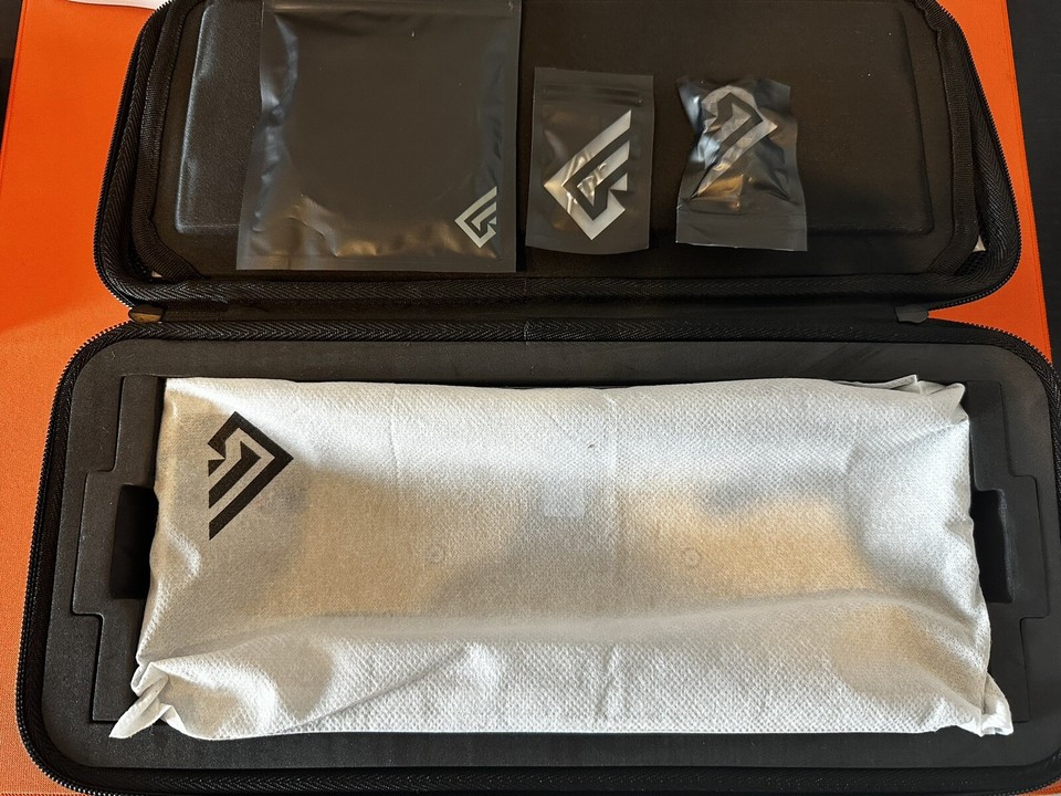 NEW GEONWORKS F2-60 Keyboard Kit | eBay