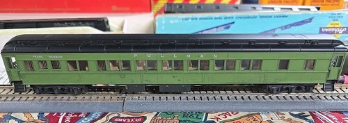 HO Scale Rivarossi Passenger Coach Custom Paint Green W/ Pullman ...